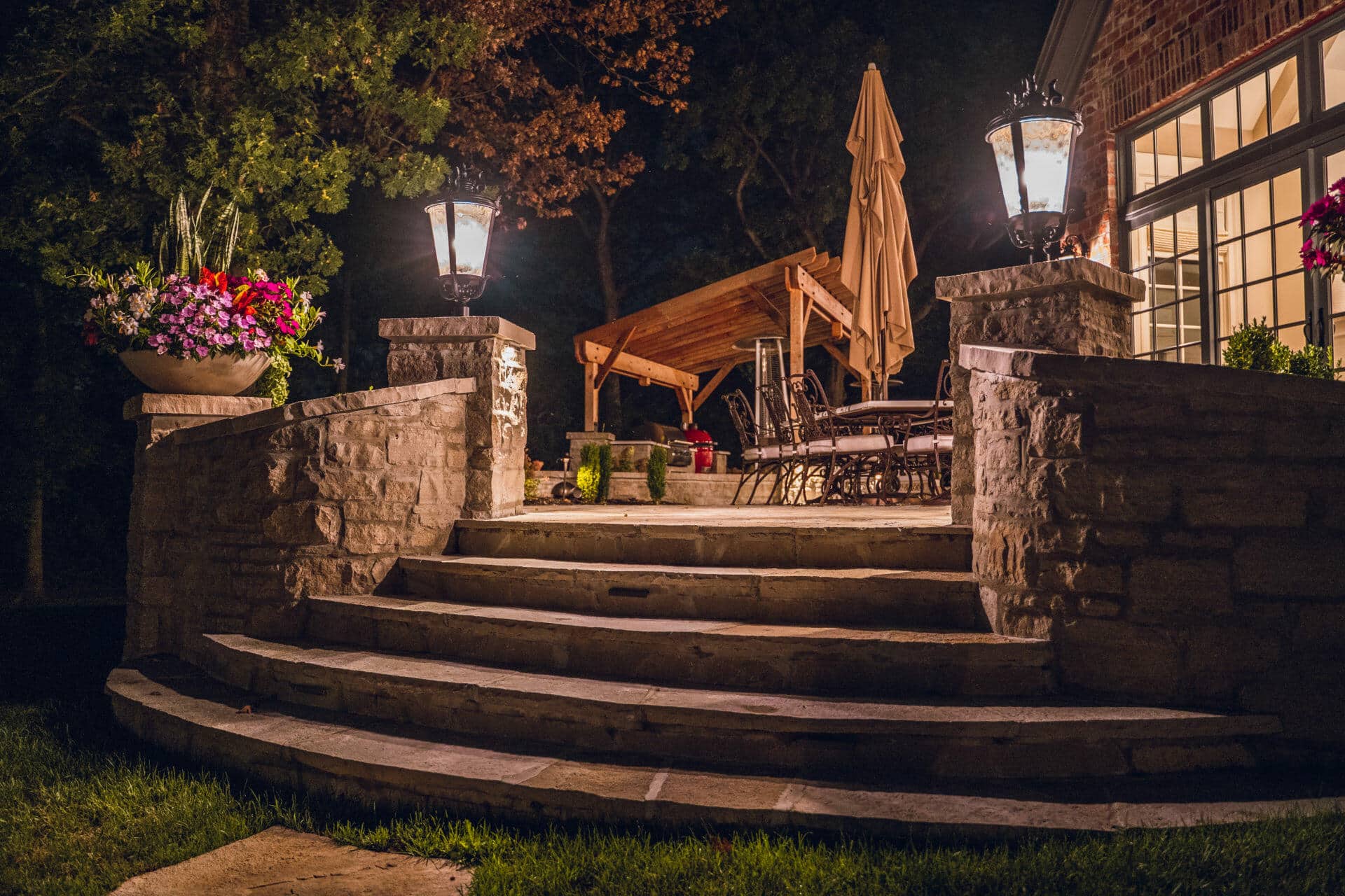 Outdoor Lighting to Elevate your Landscape|Elevate Outdoor