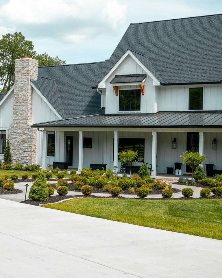 Landscape Edging Installation | Elevate Outdoor