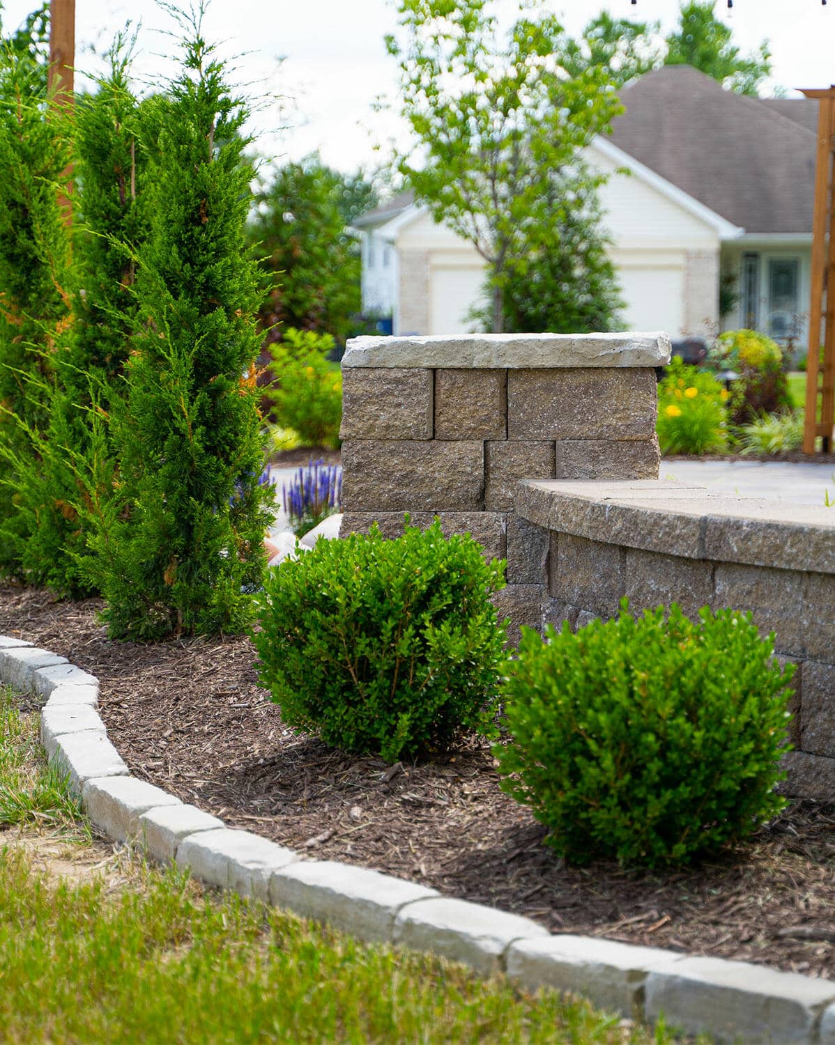 Landscape Edging Installation | Elevate Outdoor